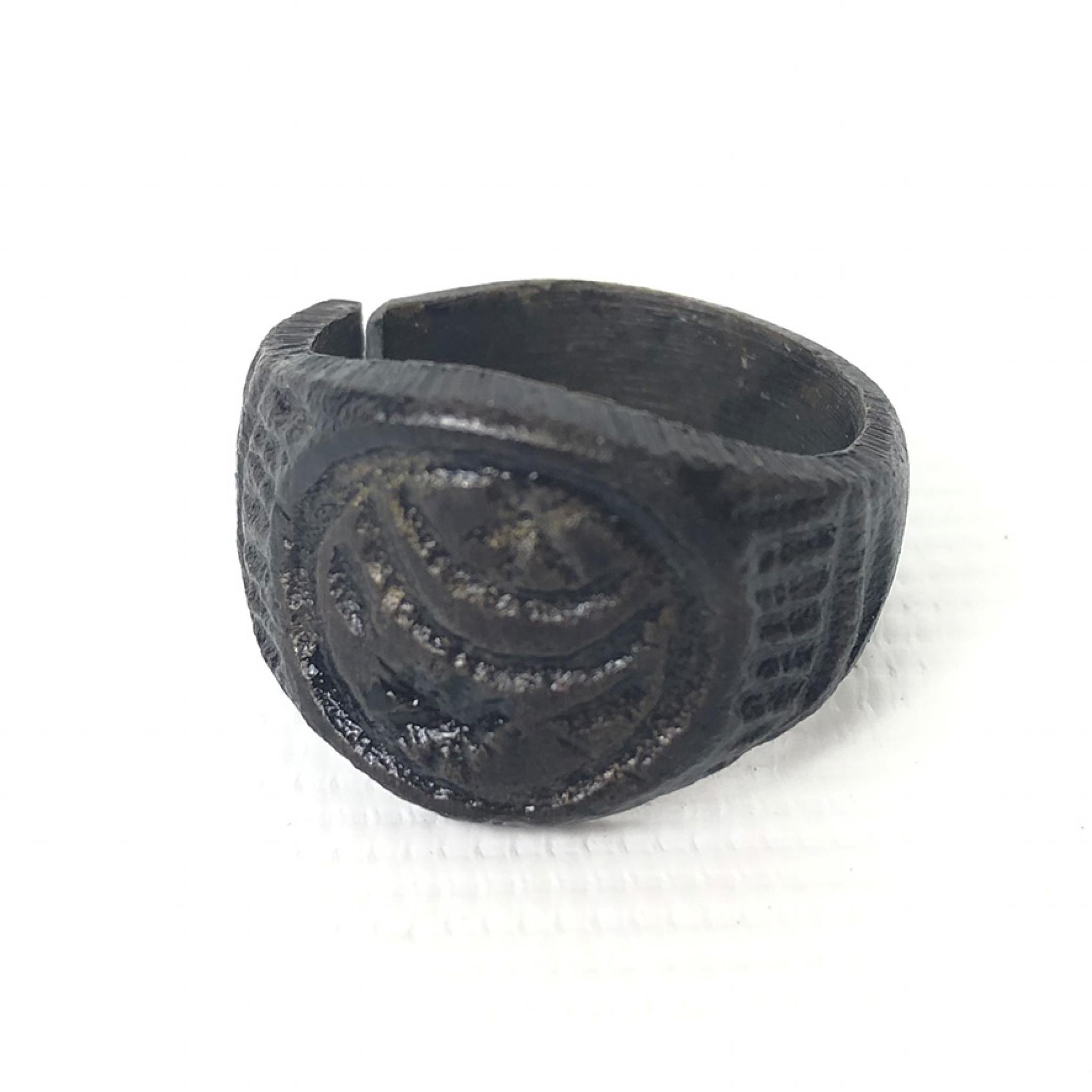 Ancient Islamic Replica Seal Ring | Starbeck Education
