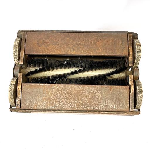 1950's Carpet Sweeper | Starbeck Education