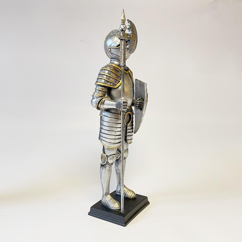 Large Medieval Knight. Resin Model | Starbeck Education