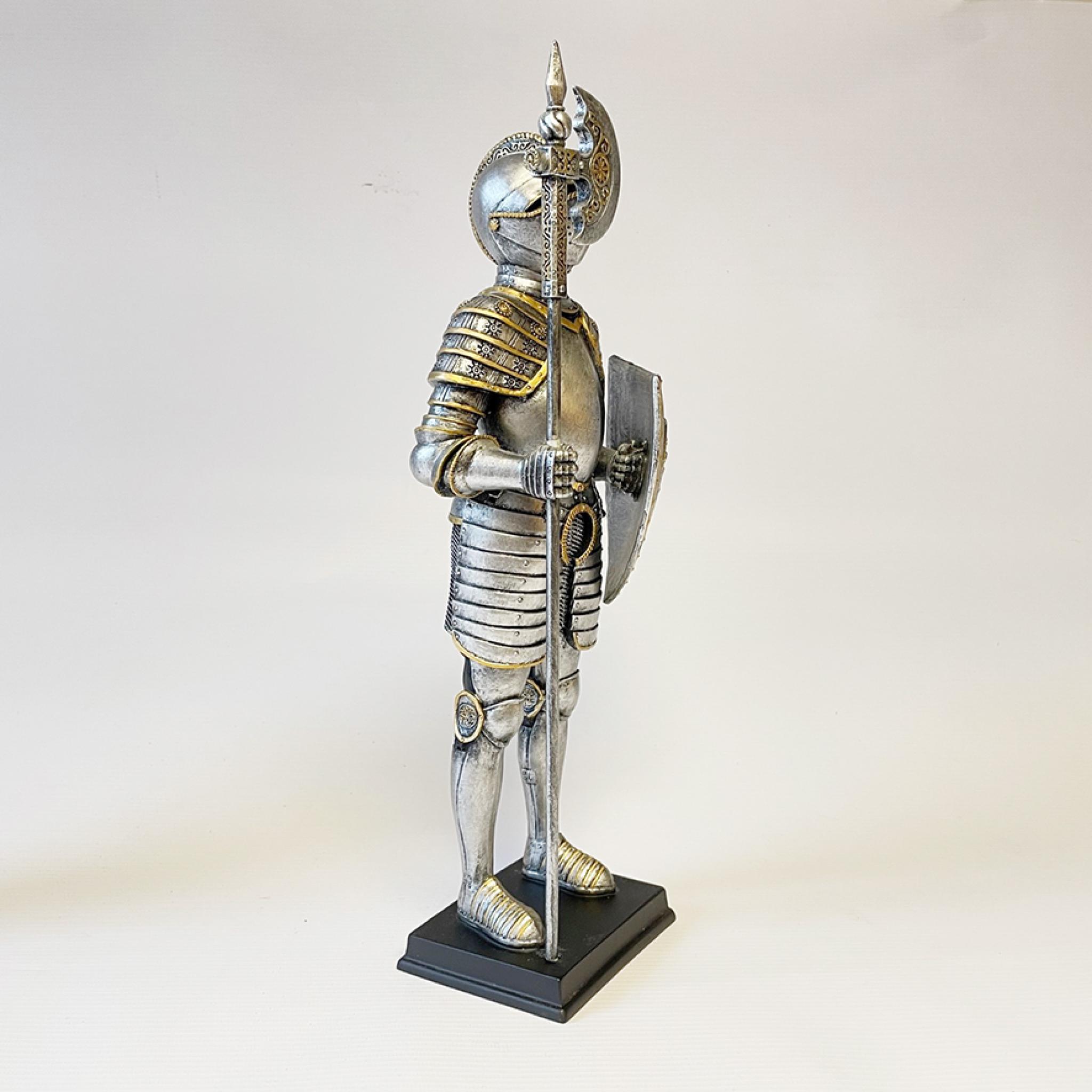 Large Medieval Knight. Resin Model | Starbeck Education